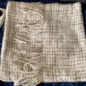 Merchant 41 | Poshmark